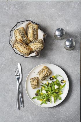 Elite. Bridor Part Baked Multigrain Table Rolls 200x40g – FreshFood2u